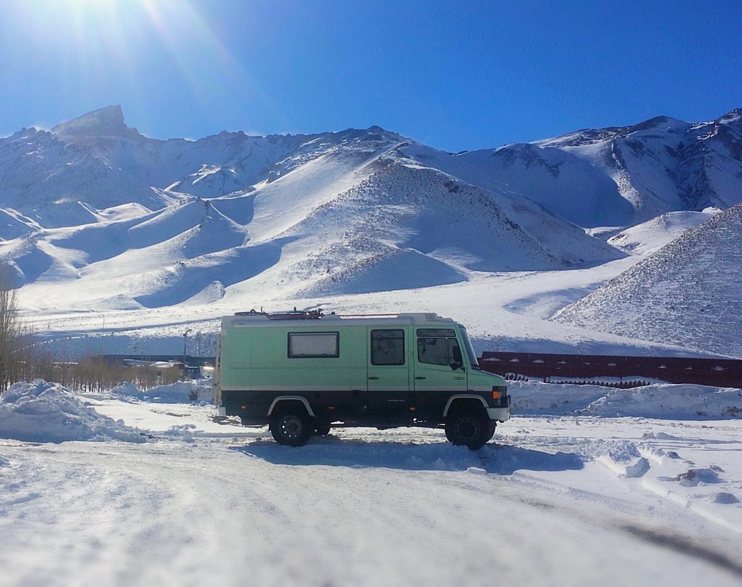 Mercedes Vario 814 DA 4x4 - Bruce meets the world