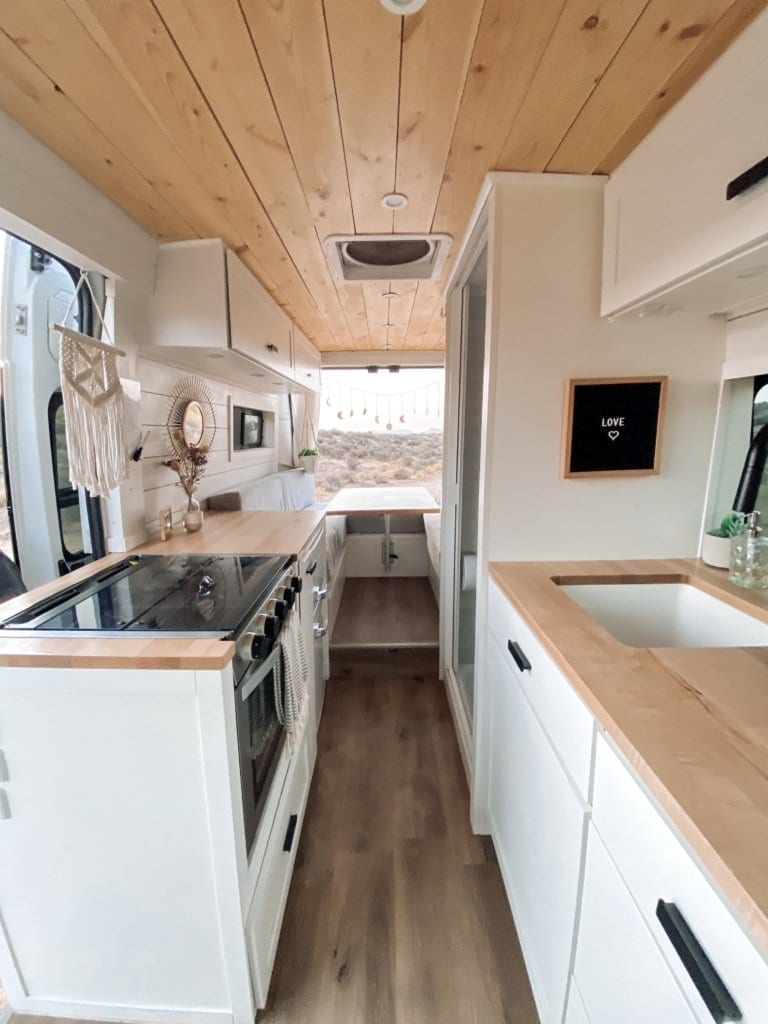 Ram Promaster 2500 High Roof 159 - a van instead of a wedding